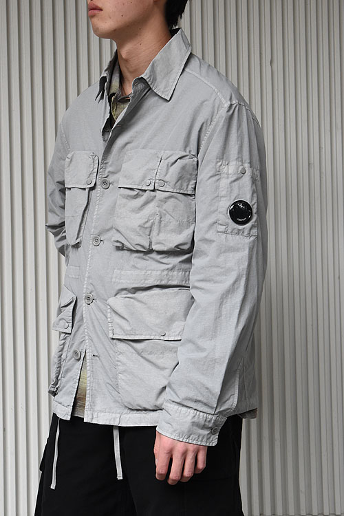 C.P. company 24ss Flatt Nylon Utility Overshirt [DRIZZLE GREY]